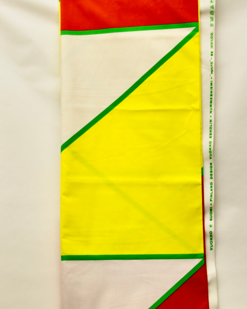 Vuokko Eskolin-Nurmesniemi Huuto kangas 4 m – Bisarri